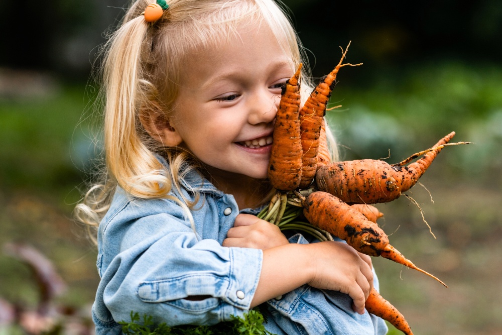 Tuinieren met kinderen: zo maak je een mini moestuin met de kids ...
